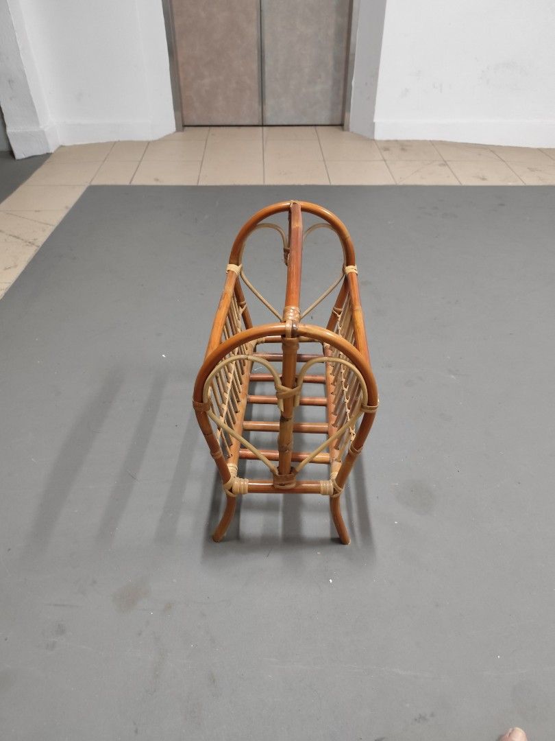 Rattan newspaper stand, Announcements on Carousell