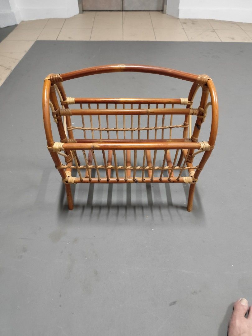 Rattan newspaper stand, Announcements on Carousell