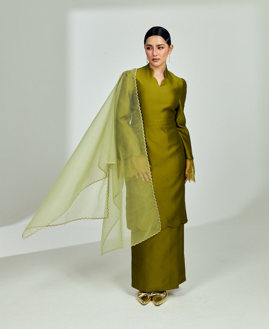 RENT (L) Teh Firdaus Zahra in Lime, Women's Fashion, Dresses & Sets ...