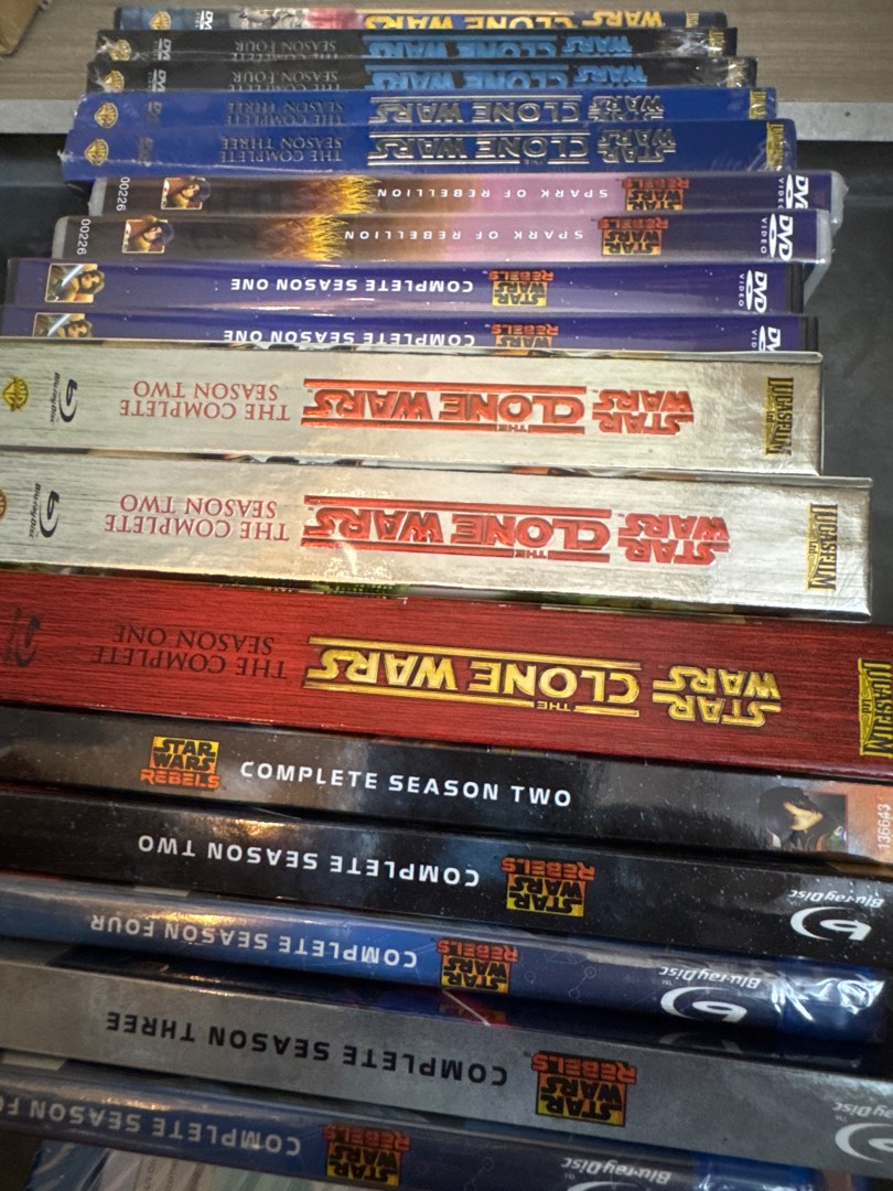 Star Wars: The Clone Wars dvd and blue ray, Hobbies & Toys, Music ...