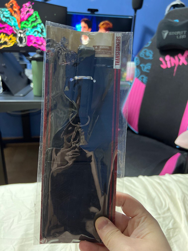 Transformers Luggage / Baggage Tag, Everything Else on Carousell