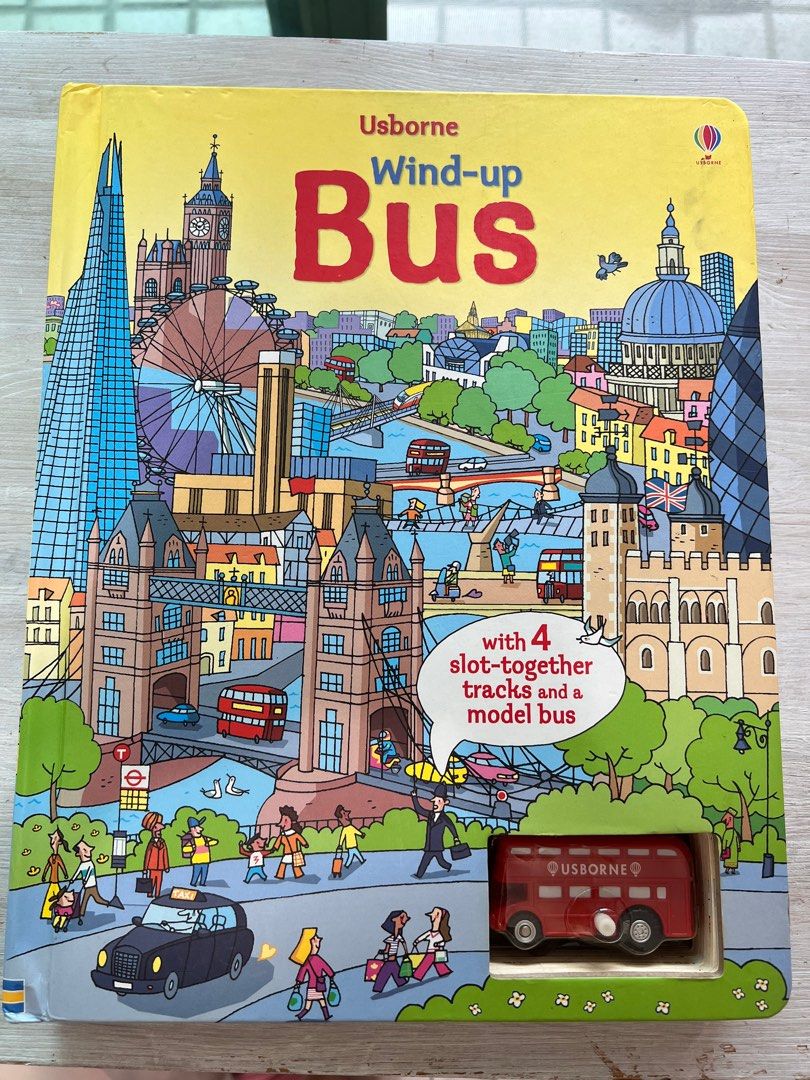 Usborne wind-up bus 地圖軌道巴士, 書籍、休閒與玩具, 玩具、公仔、桌遊在旋轉拍賣