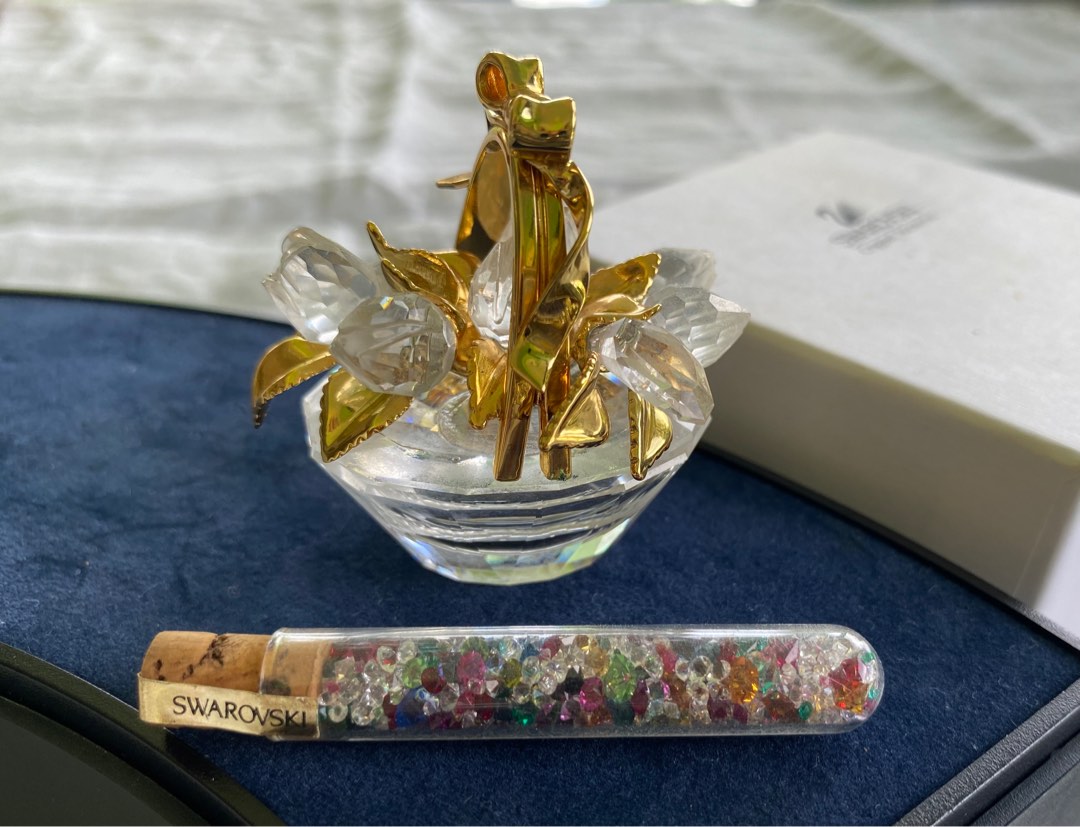 Vintage Swarovski Crystal Secrets - Flower box Gold, Hobbies & Toys ...
