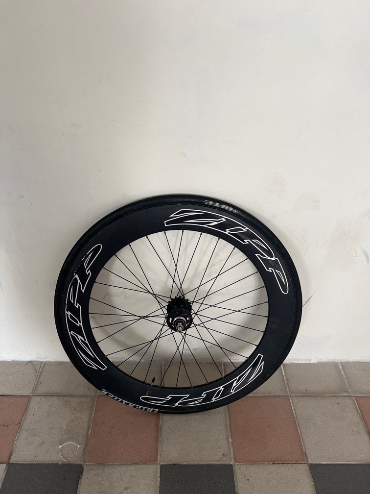 Weapon back wheel, Garage Sale on Carousell