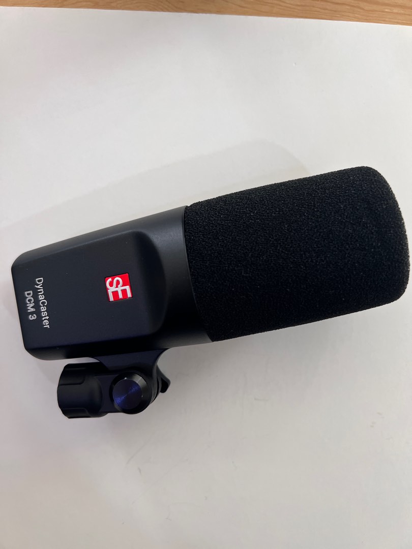 XLR Mic - Dynacaster DCM 3, Audio, Microphones on Carousell
