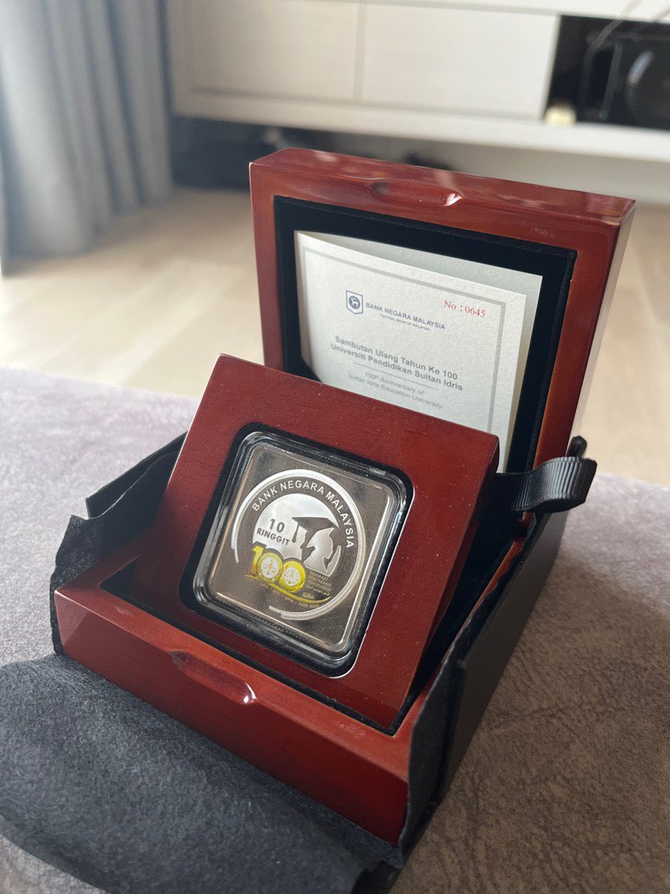 a commemorative coin issued by Bank Negara Malaysia (BNM) celebrate the ...