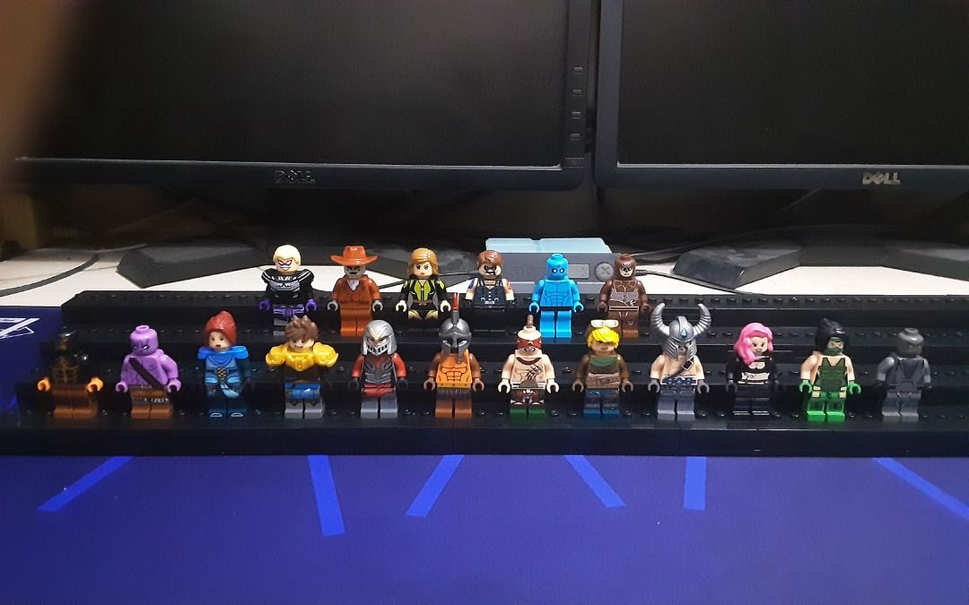 Alt-Brick Brand Watchmen and League of Legends Minifig Set, Hobbies ...