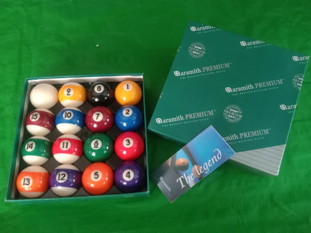 ARAMITH PREMIUM BILLIARD BALL, Sports Equipment, Sports & Games, Billiards and Bowling on Carousell
