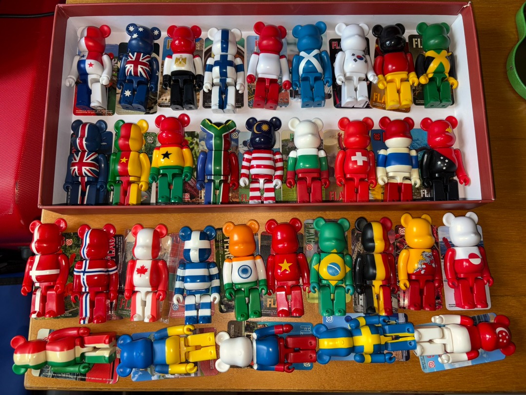 Bearbrick Flag Series Be@rbrick Country Bear brick Countries, Hobbies ...