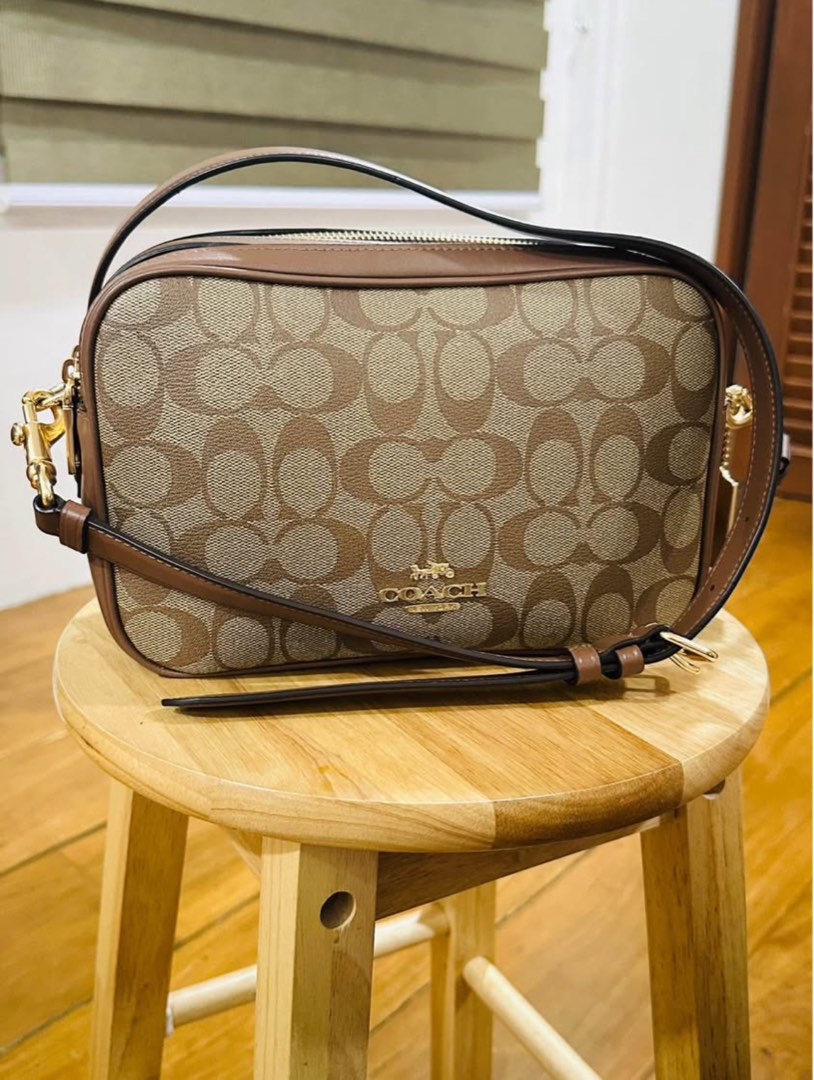 Coach Jet Set Signature Canvass Crossbody, Women's Fashion, Bags ...