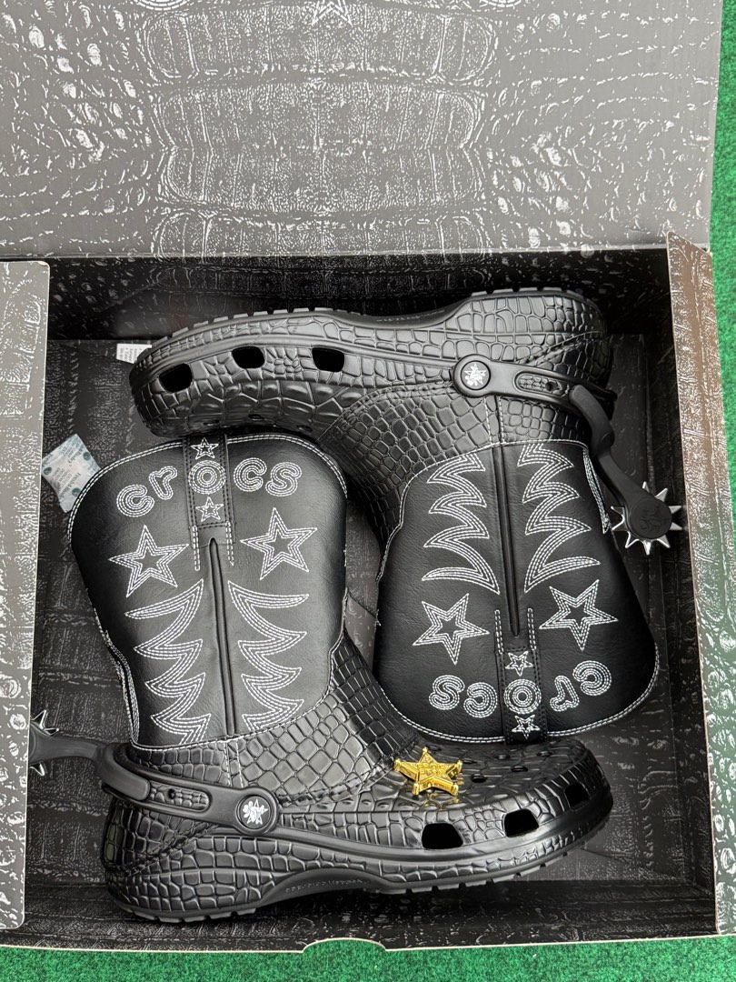 Crocs Classic Cowboy Boot US9, Men's Fashion, Footwear, Boots on Carousell