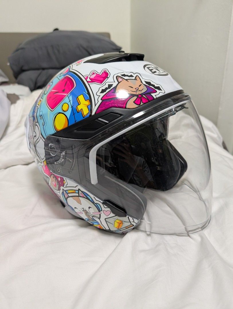 EVO RS9 Meow Helmet (PSB approved) x 2, Motorcycles, Motorcycle Apparel ...