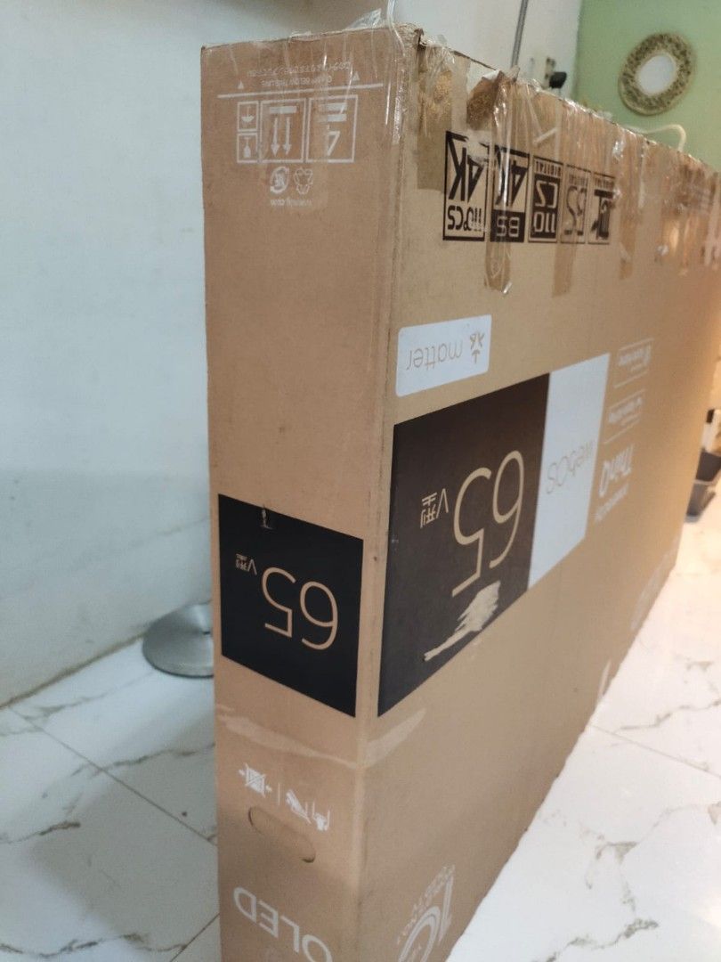 Kardus TV LG OLED 65", Perabotan Rumah di Carousell