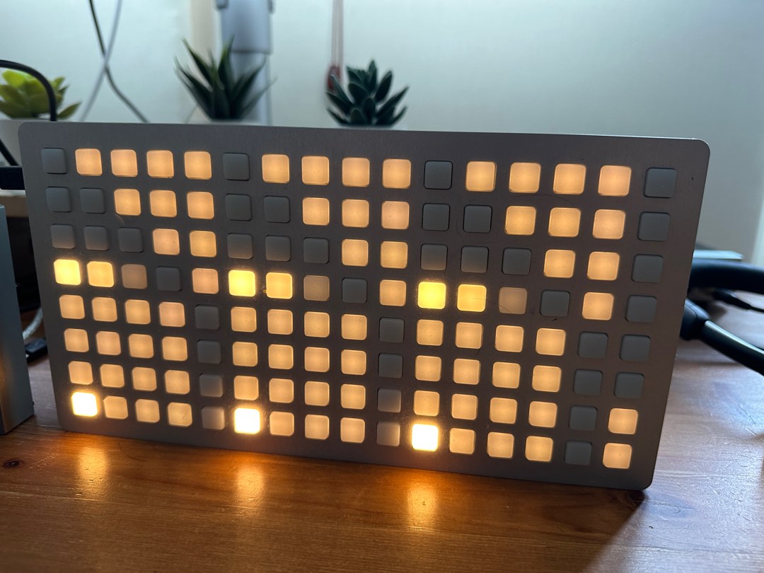 Monome Grid (128), Hobbies & Toys, Music & Media, Musical Instruments ...