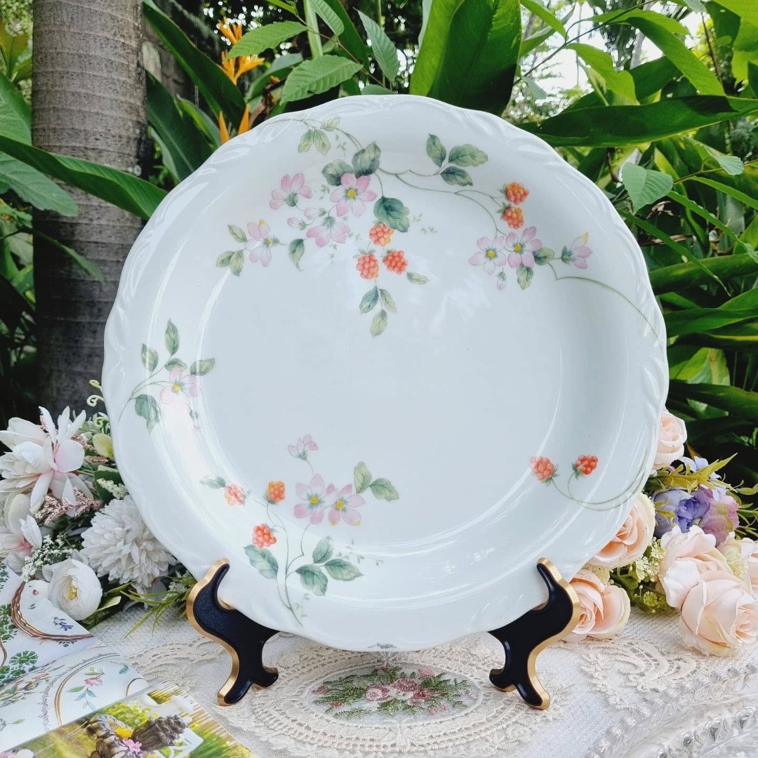 Narumi Serving Plate, Furniture & Home Living, Kitchenware & Tableware ...