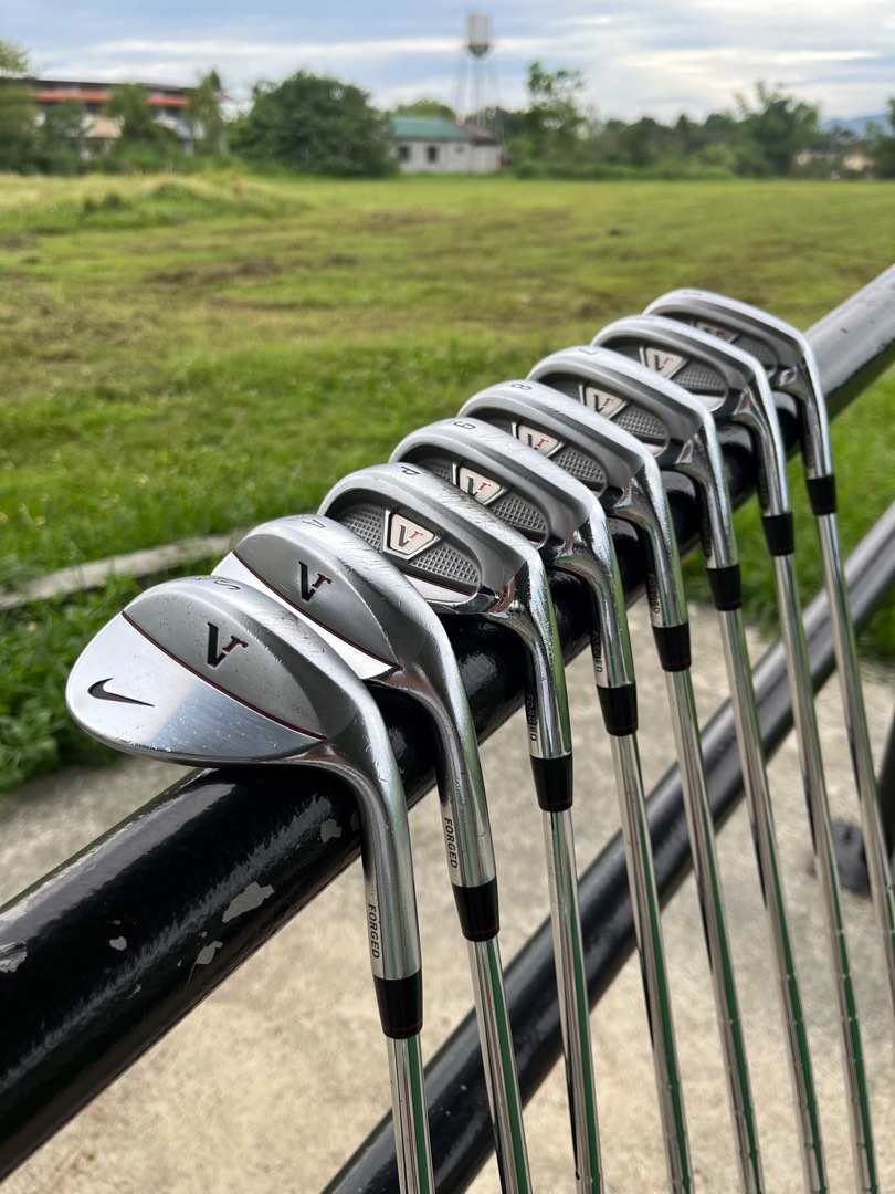Nike Victory Red Forged Split Cavity Irons, Sports Equipment, Sports ...