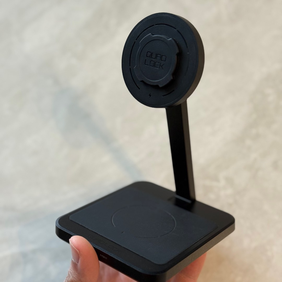 Quad Lock MAG dual desktop wireless charger, Computers & Tech, Parts ...