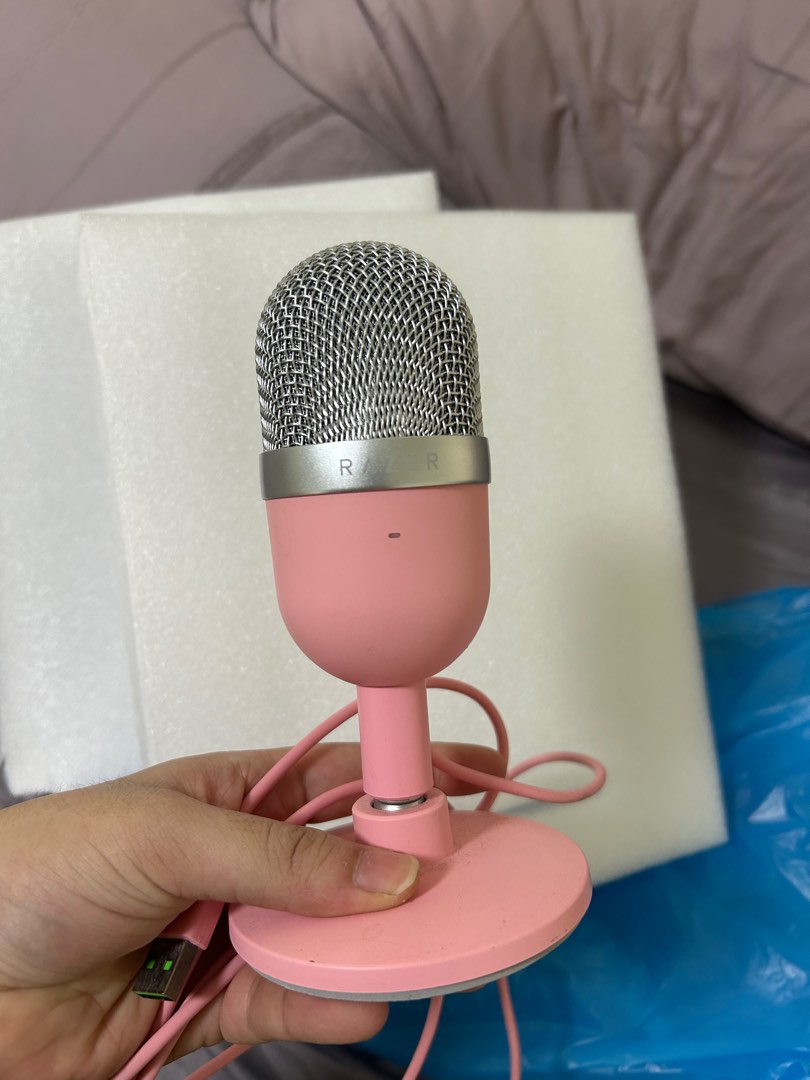 Razer mic seiren mini v2, Audio, Microphones on Carousell