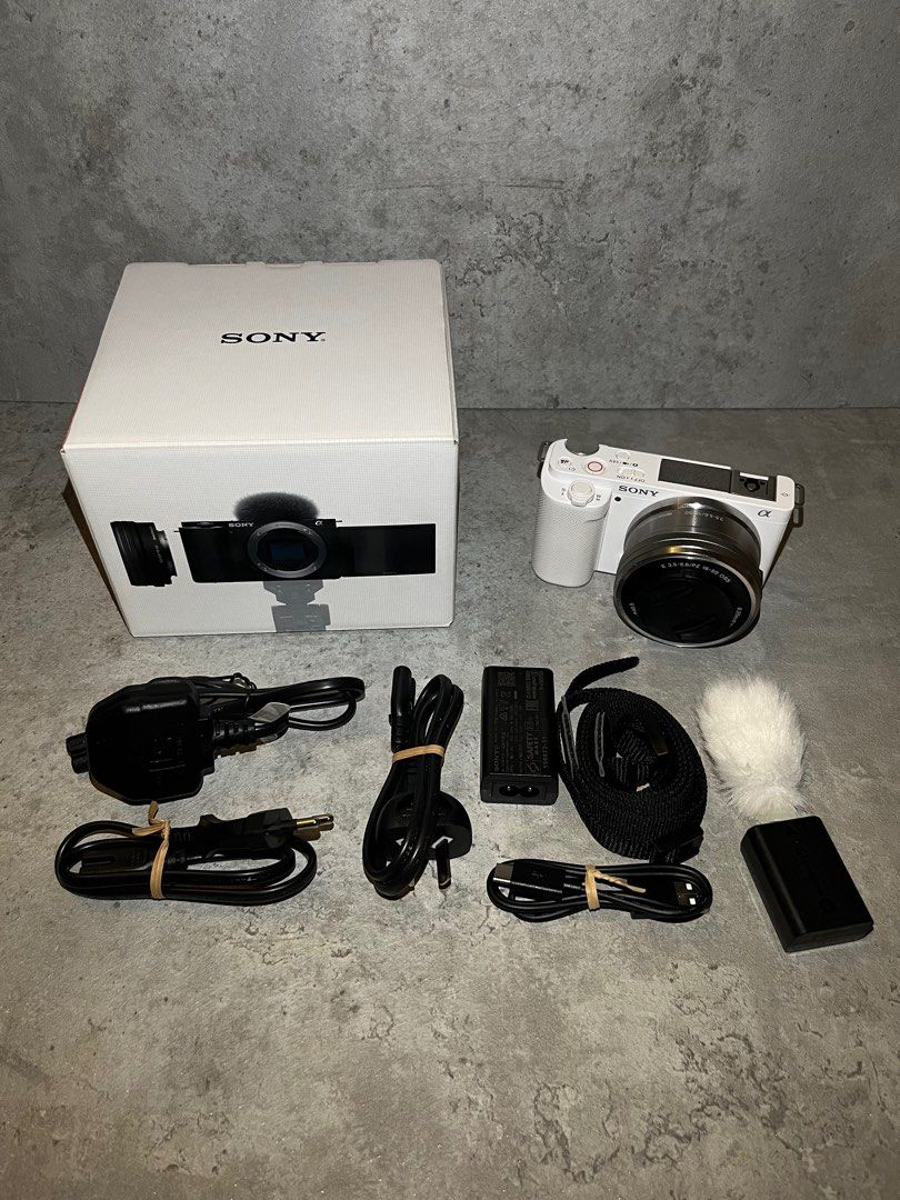 Sony ZV-E10 (zve10, zve-10) camera (full box), Photography, Cameras on ...