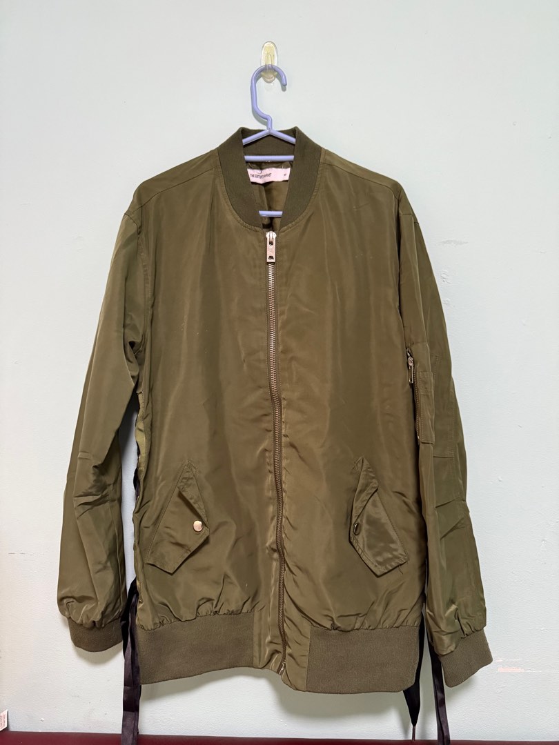TEM Army Green Bomber Jacket, Women's Fashion, Coats, Jackets and ...