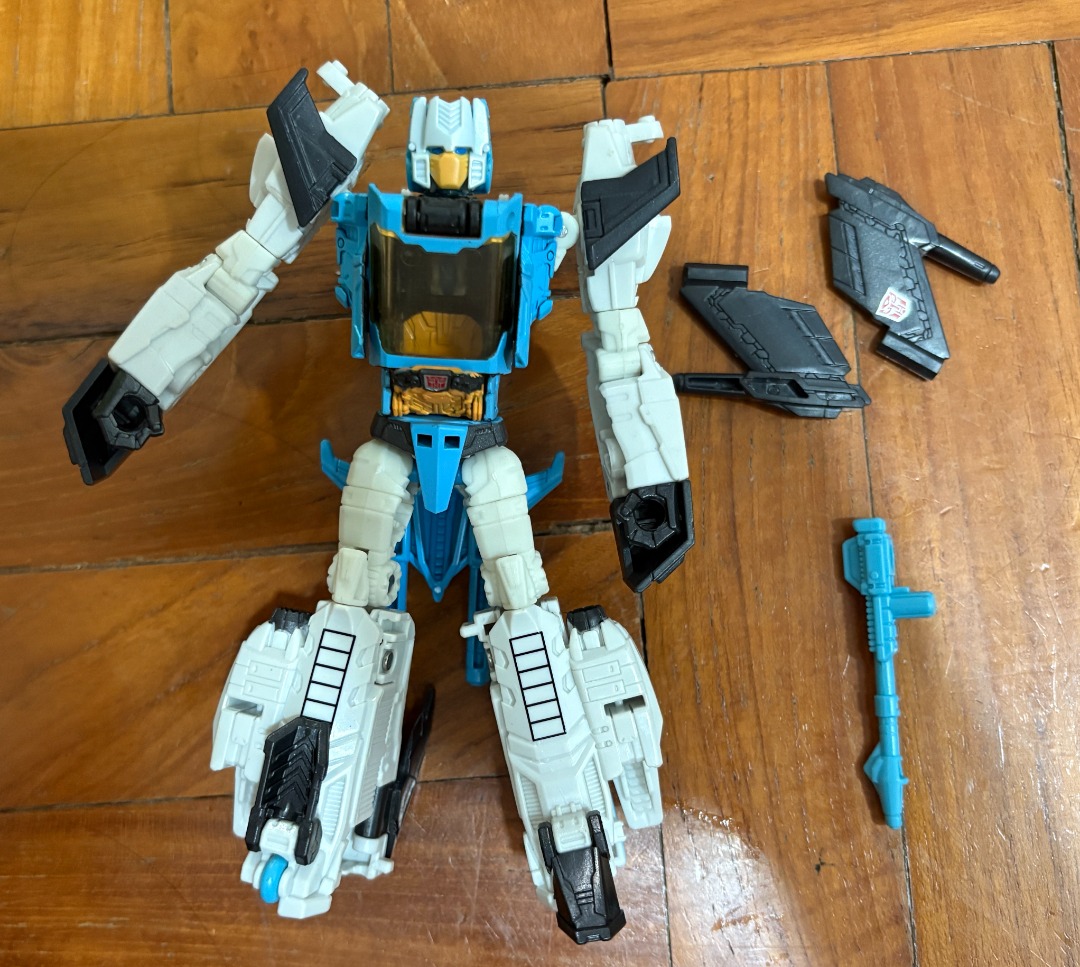 Transformers Generations Titans Return Deluxe Class Headmaster ...
