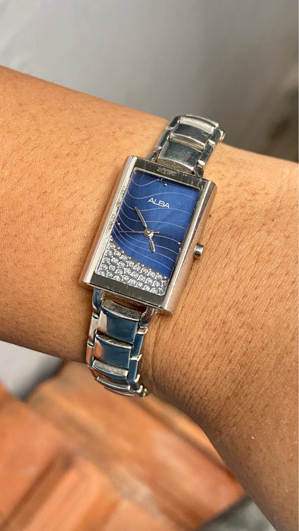 Vintage Alba Diamond Tank, Fesyen Wanita, Jam Tangan di Carousell