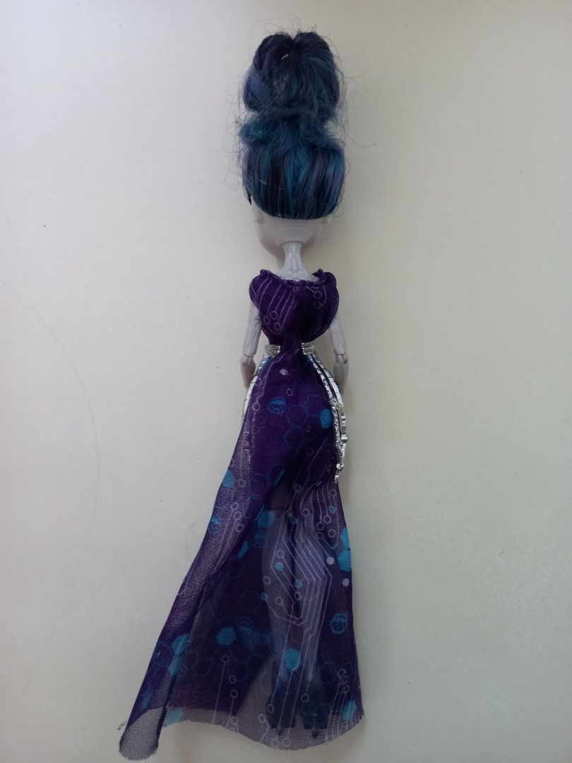 Barbie monster high doll, Hobbies & Toys, Toys & Games on Carousell
