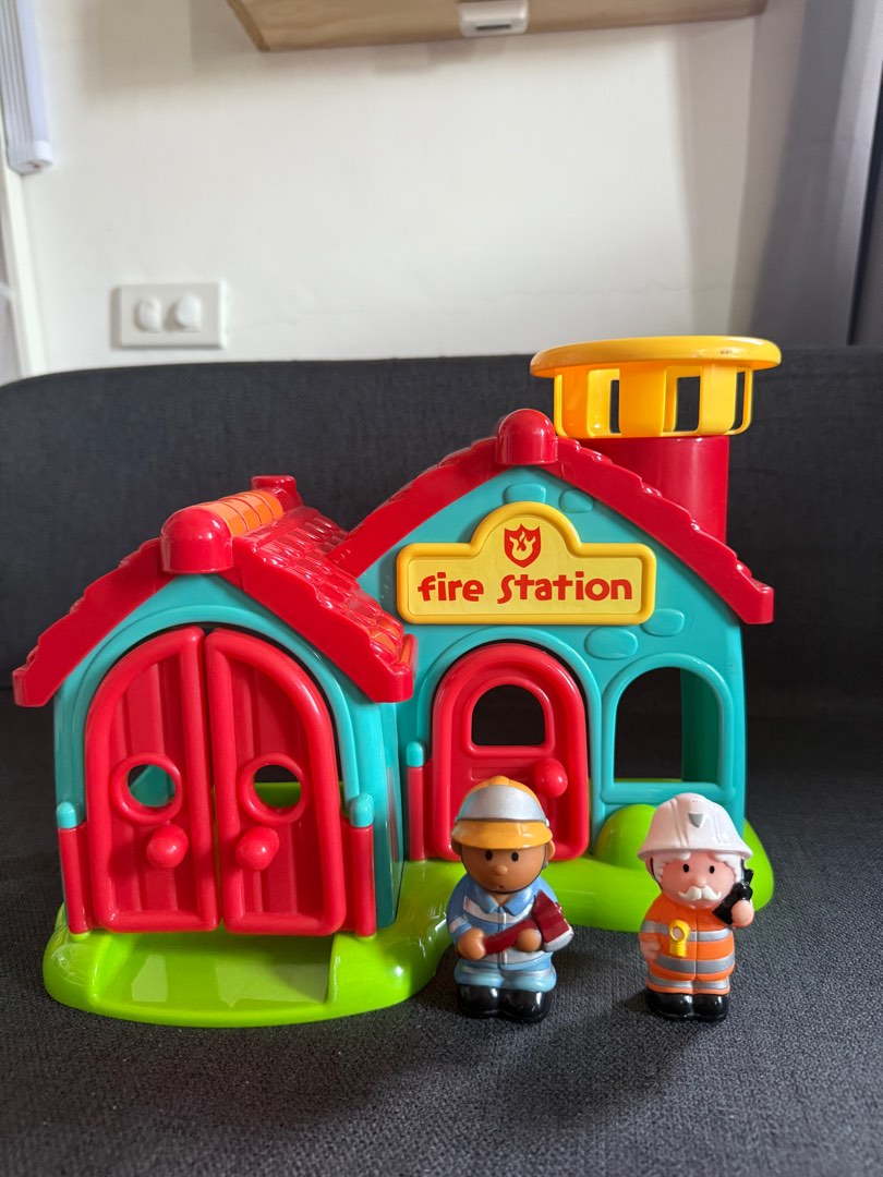 ELC Fire station Playset, Hobbies & Toys, Toys & Games on Carousell