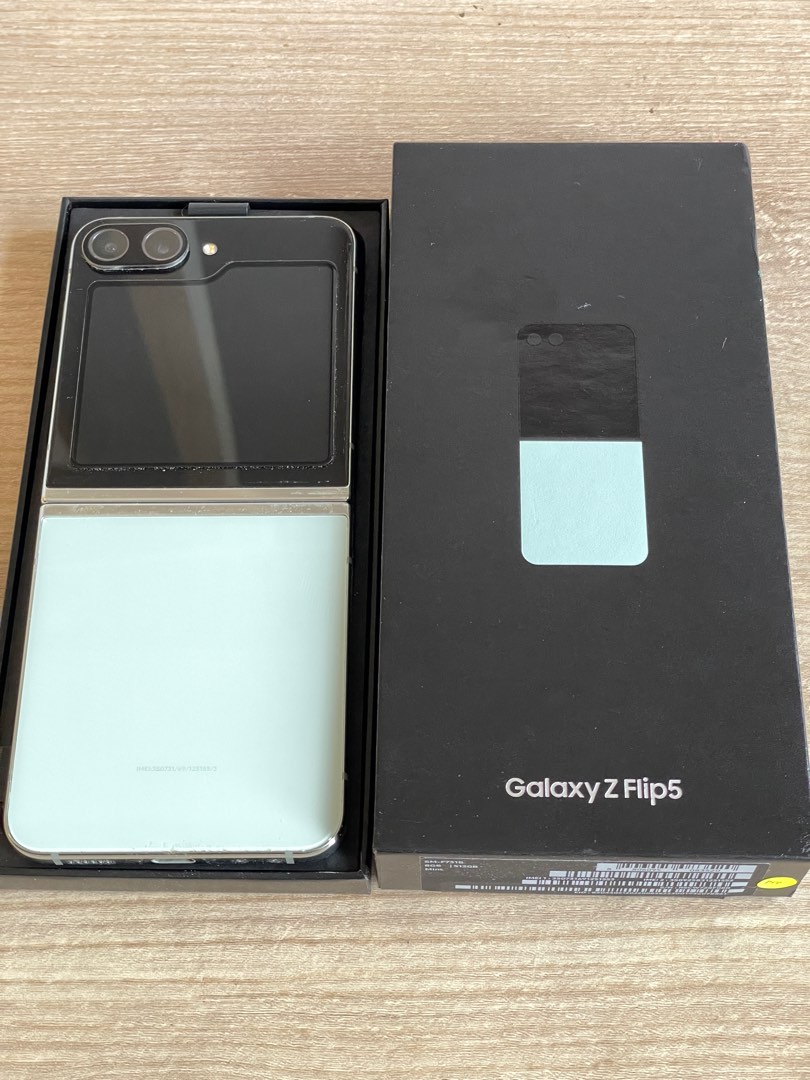 Galaxy Z Flip 5 512GB Blue, Mobile Phones & Gadgets, Mobile Phones ...