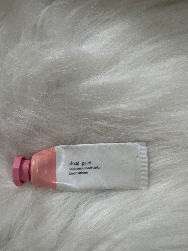 Kosmetik - Glossier blush Puff, Kesehatan & Kecantikan, Rias Wajah di ...