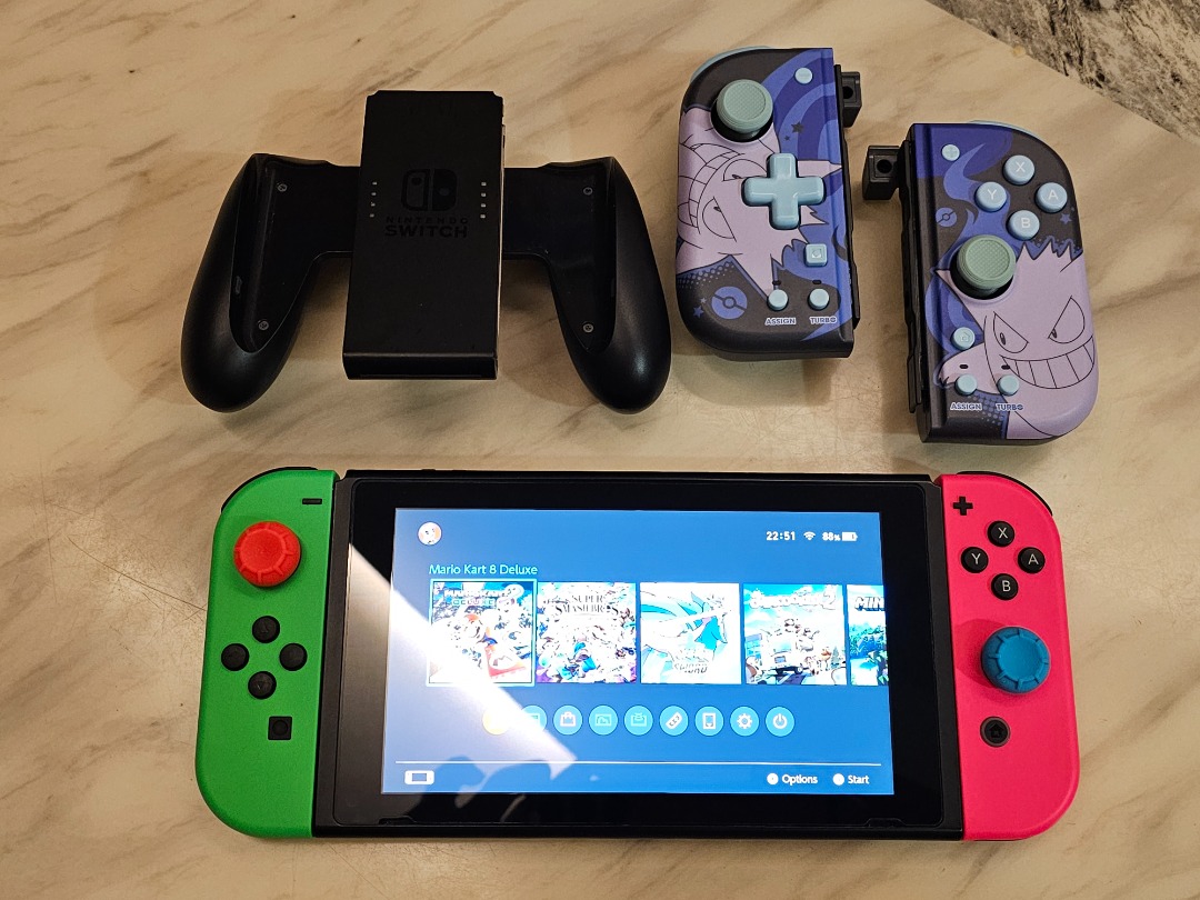 Nintendo Switch v1 Modded 200GB + Pro Controller + Joycons + RCM Loader ...