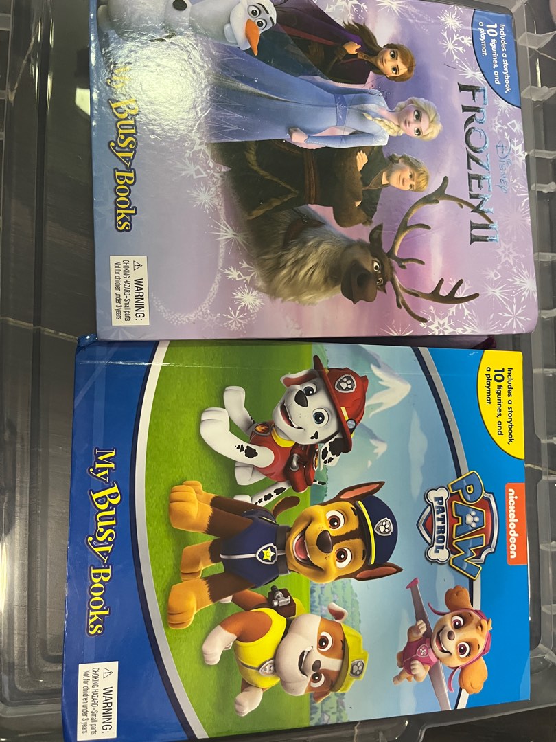 Paw patrol and Elsa storybook and figures game set, 興趣及遊戲, 玩具 & 遊戲類 ...