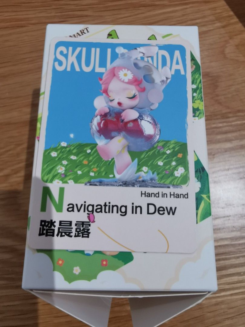 Popmart Hand in Hand SP, Hobbies & Toys, Toys & Games on Carousell