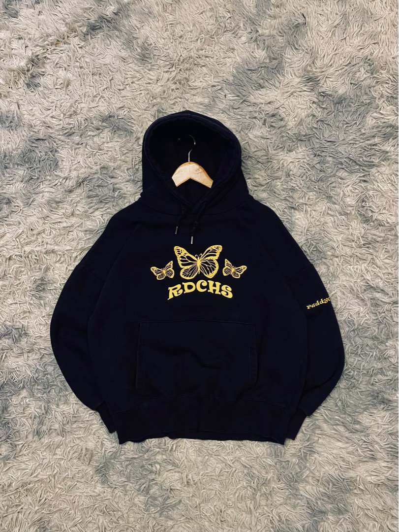 RUDDY CHEEKS BOXY HOODIE, Men's Fashion, Activewear on Carousell