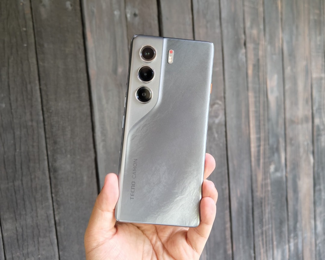 (RUSH) TECNO Camon 40 Pro 5G (12GB/51GB - Galaxy Black), Mobile Phones ...