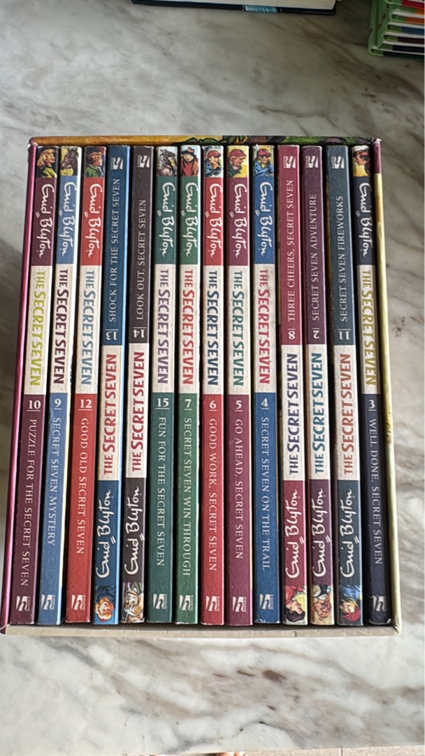 SECRET SEVEN BOX SET 50$, Hobbies & Toys, Books & Magazines, Children's ...