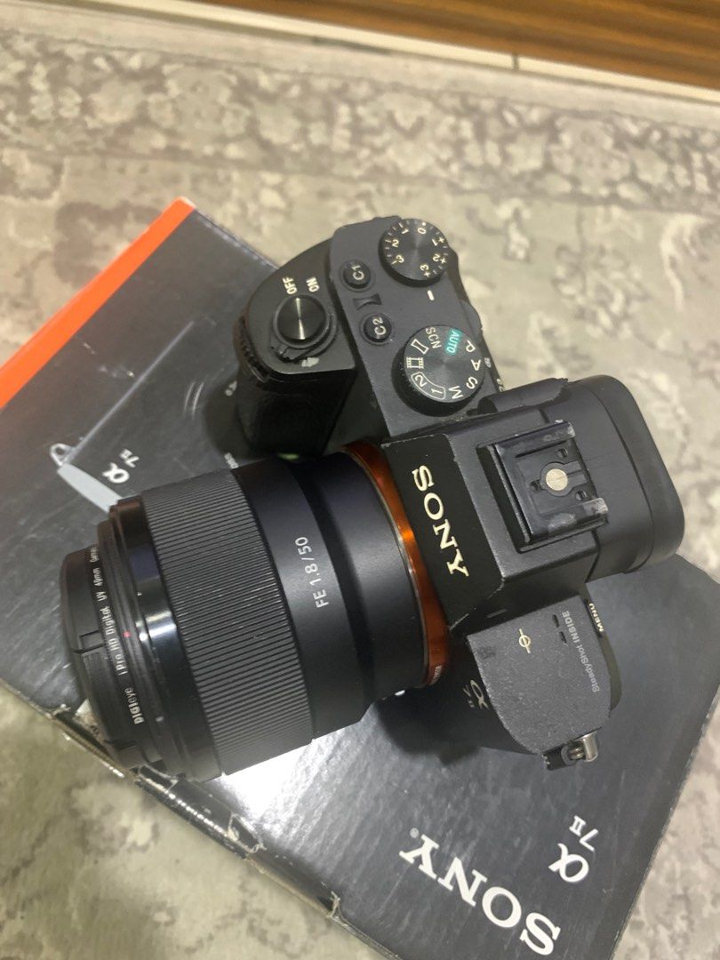 Sony A7ii with 50mm F1.8 lens, Photography, Cameras on Carousell