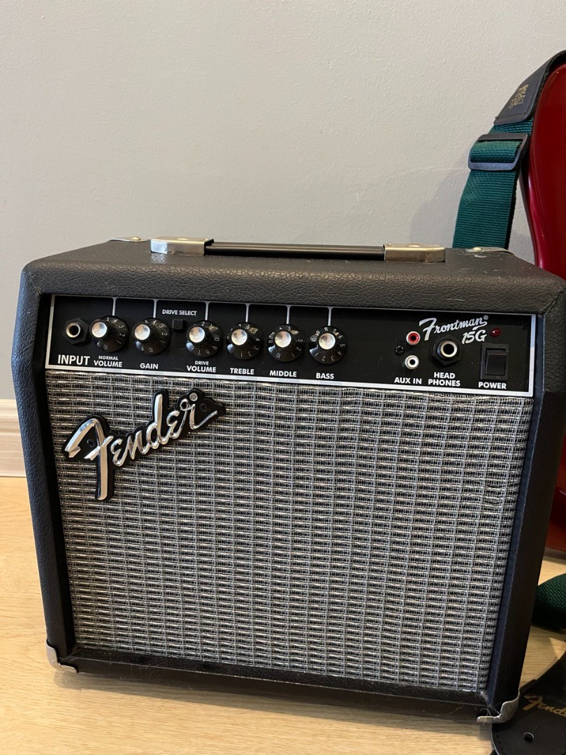SQUIER Frontman 15G amplifier, Hobbies & Toys, Music & Media, Musical ...