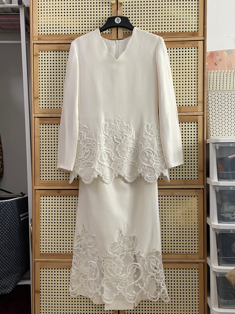Teh Firdaus Nikah Kurung (Custom Bridal), Women's Fashion, Dresses ...