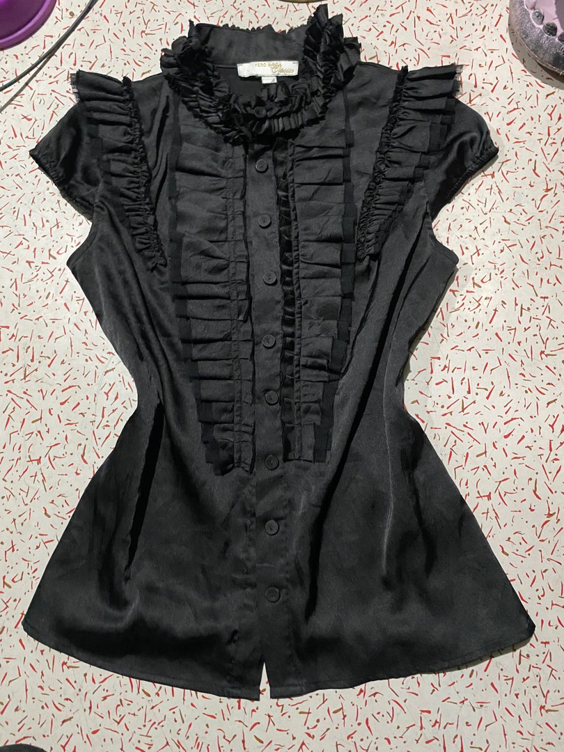 vero moda classic vintage victorian buttondown top, Women's Fashion ...
