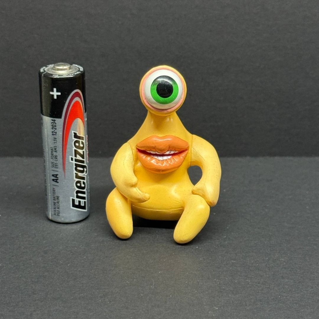 Aoshima Parasyte Kiseijuu Real Figure Collection Migi Action Figure Toy ...