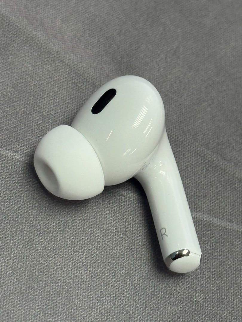Apple AirPods Pro 2 USB-C Right side only / Apple AirPods Pro 2 USB-C ...