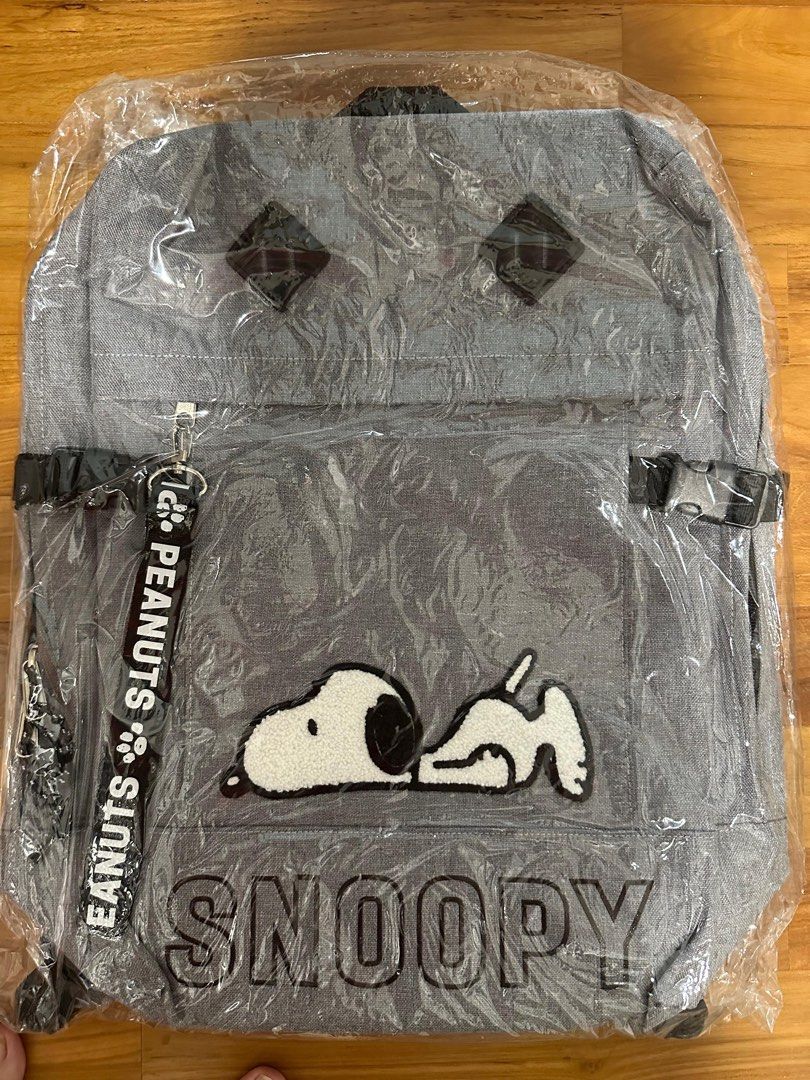 Brand New Snoopy Backpack, Women's Fashion, Bags & Wallets, Backpacks ...