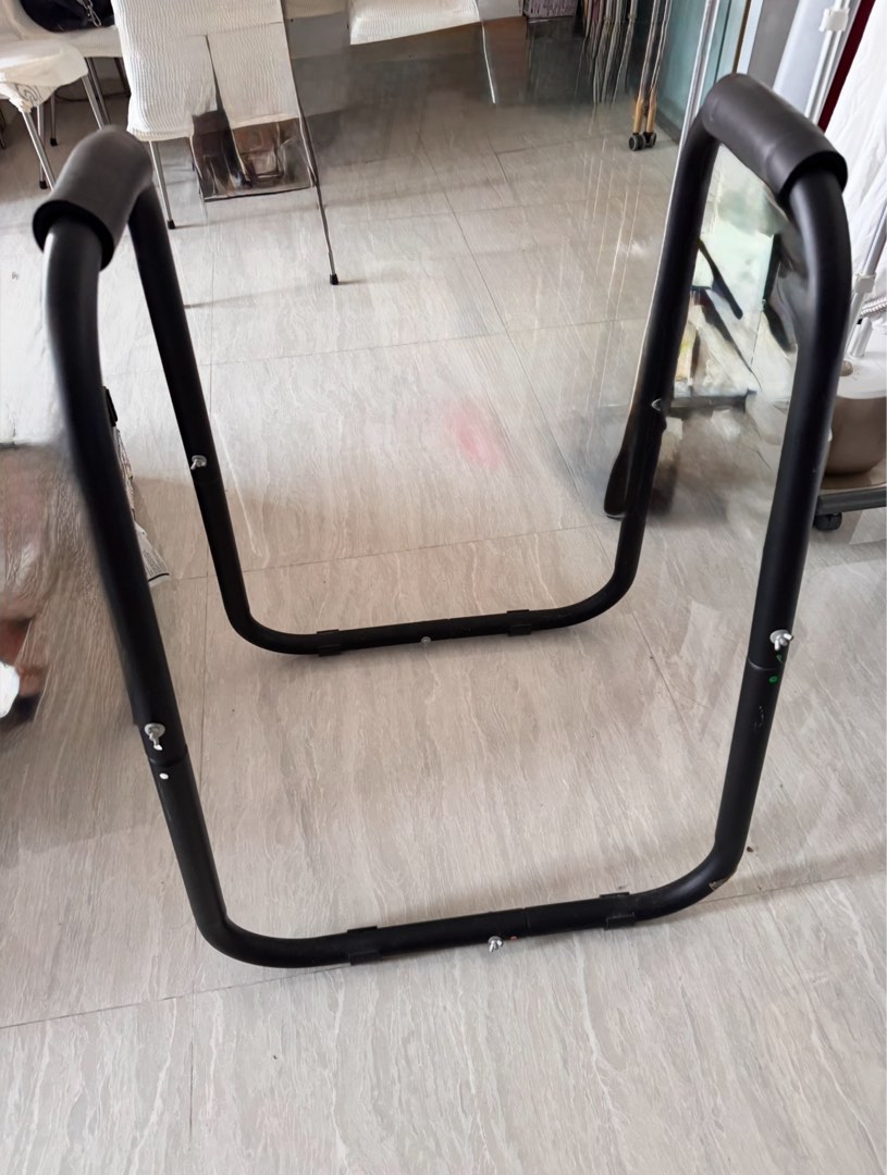 Dip bar, Sports Equipment, Exercise & Fitness, Cardio & Fitness ...