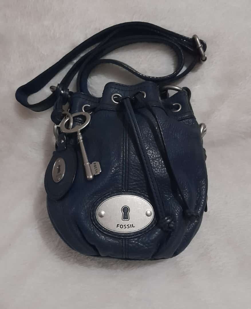 fossil maddox small, Barang Mewah, Tas & Dompet di Carousell