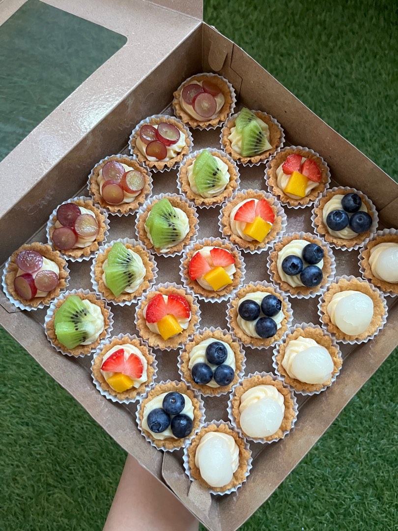 Freshly Homebaked Mini Fruits/Cheese Tarts (Event/Birthday/Party), Food ...