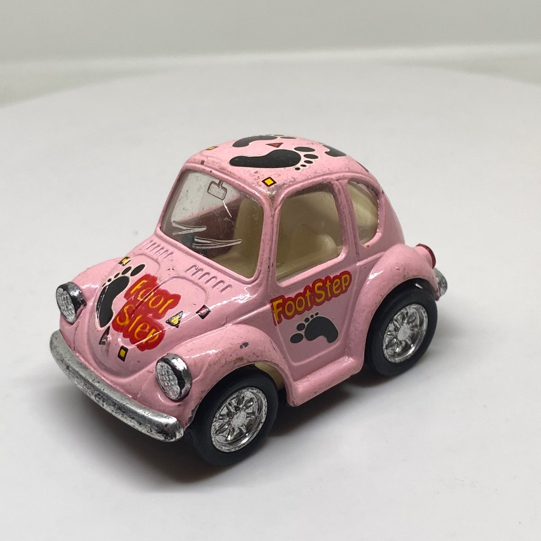 KINTOY VOLKSWAGEN BEETLE PINK MINI CAR, Hobbies & Toys, Toys & Games on Carousell