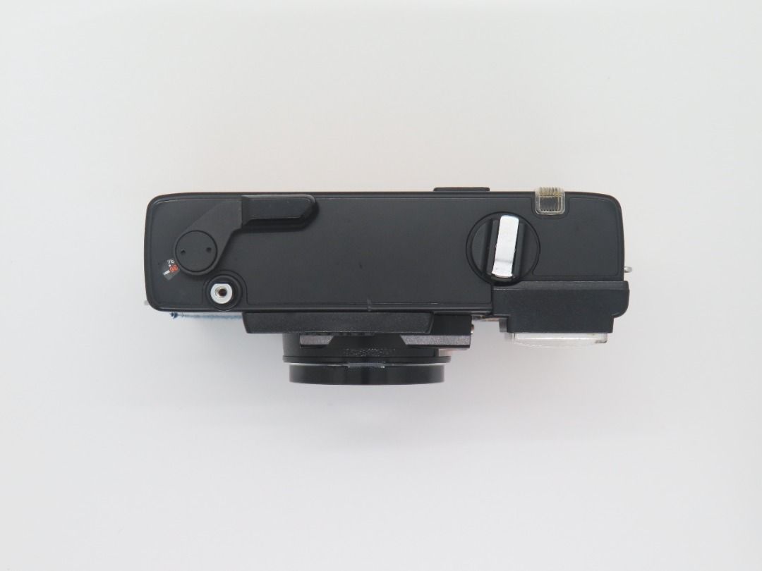 KONICA C35 AF 特別色 Point & Shoot 菲林相機 底片相機 傻瓜相機 全自動對焦 街拍相機 定焦菲林相機 適合新手使用 ...