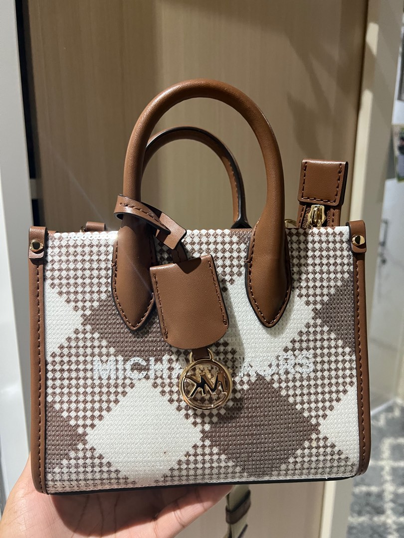 Michael Kors mirella mini, Women's Fashion, Bags & Wallets, Cross-body Bags on Carousell