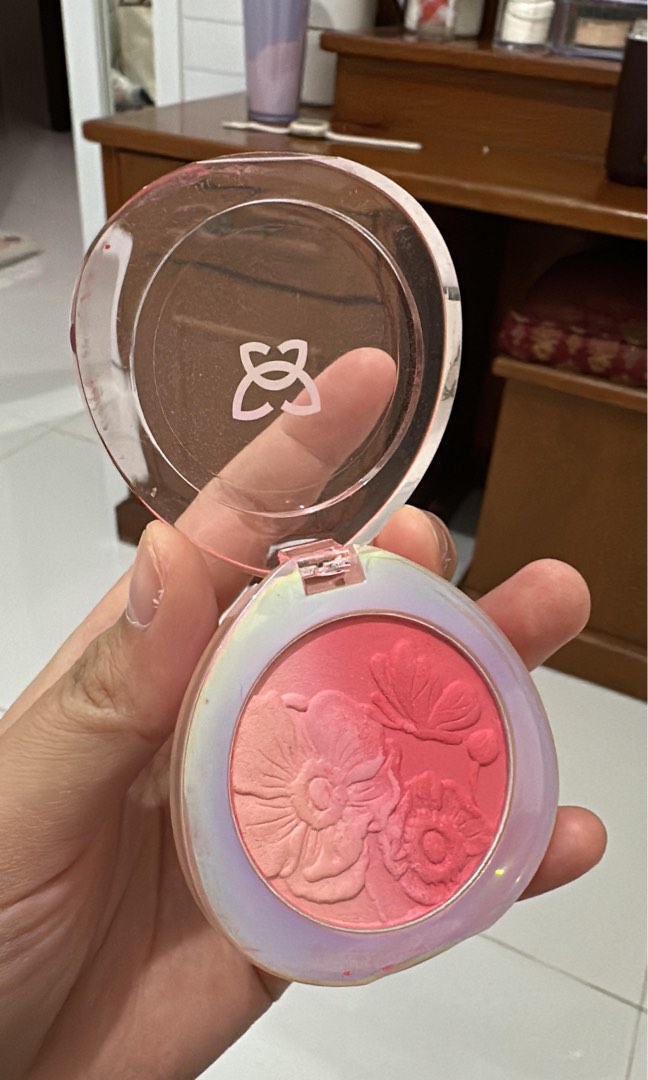 MOP Tender Touch Powder Blush - 05 Farasha, Kesehatan & Kecantikan ...
